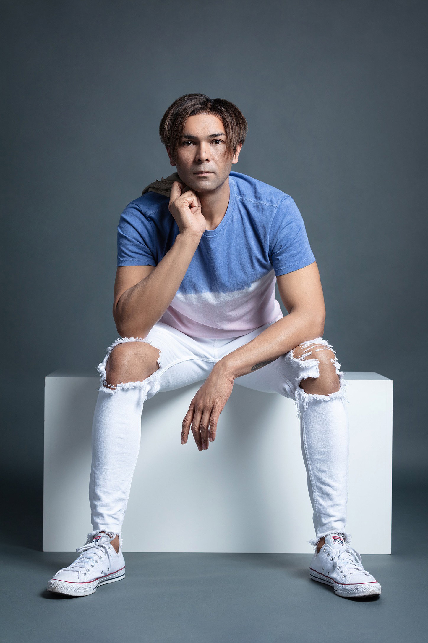 Headshots & Full Body Portraits Studio Brisbane - VERAS Studio